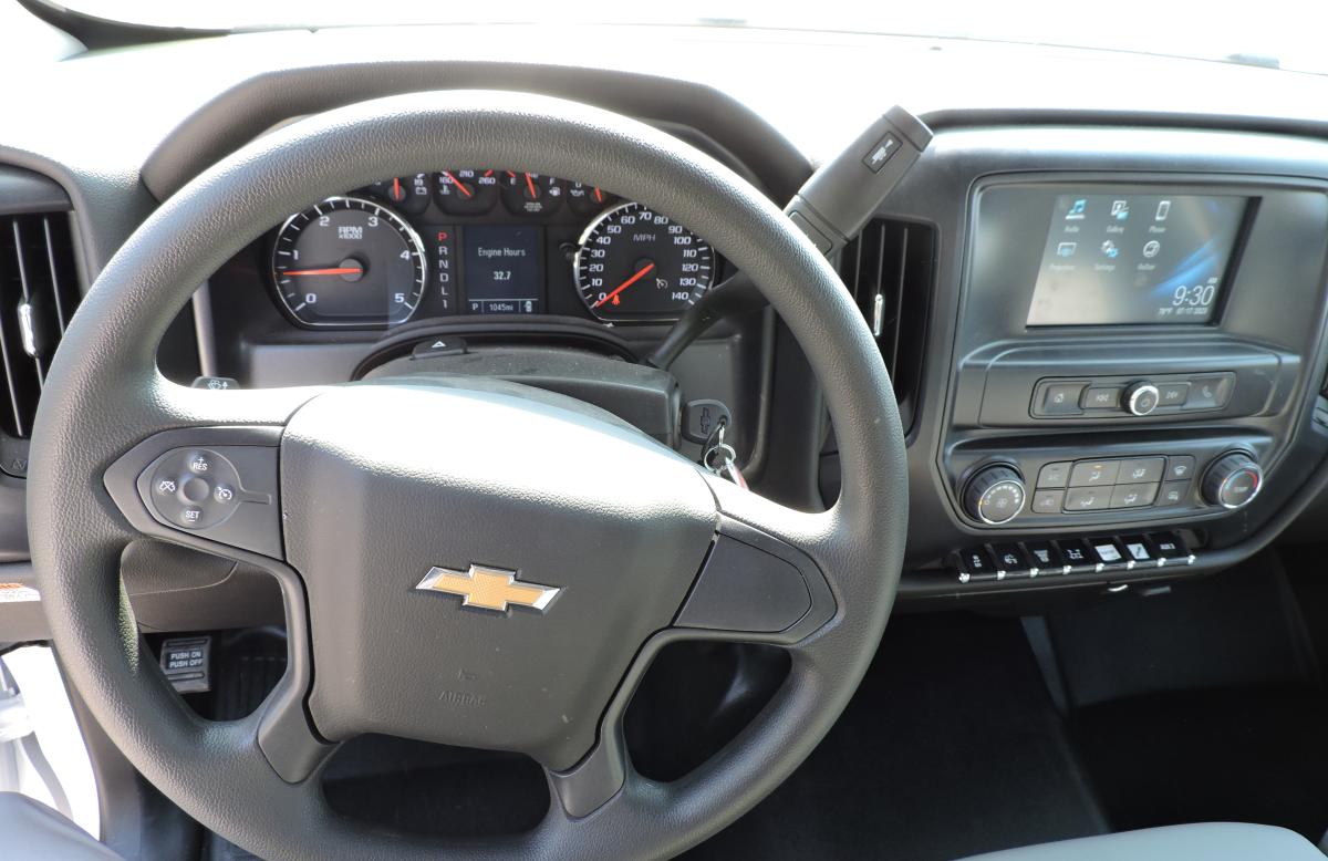 Versalift VST-47-MHI, 2023 Chevy 5500 4x4 | Runnion Equipment Company