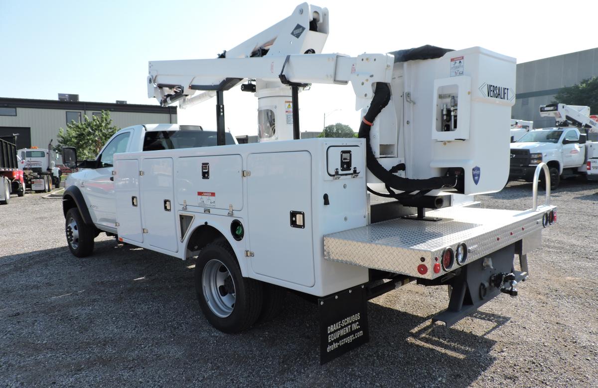 Versalift SST40, 2022 Dodge 5500 4x4 | Runnion Equipment Company