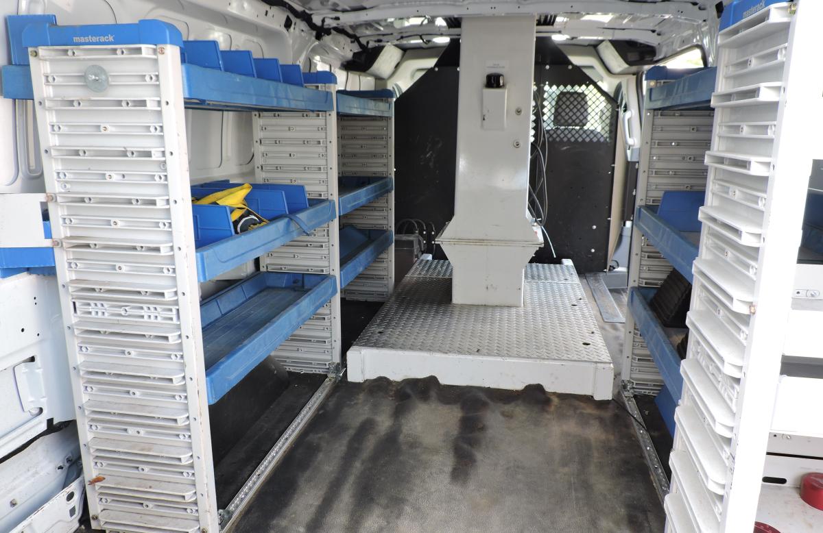 Versalift Vantel 29-NE, 2019 Ford Transit | Runnion Equipment Company